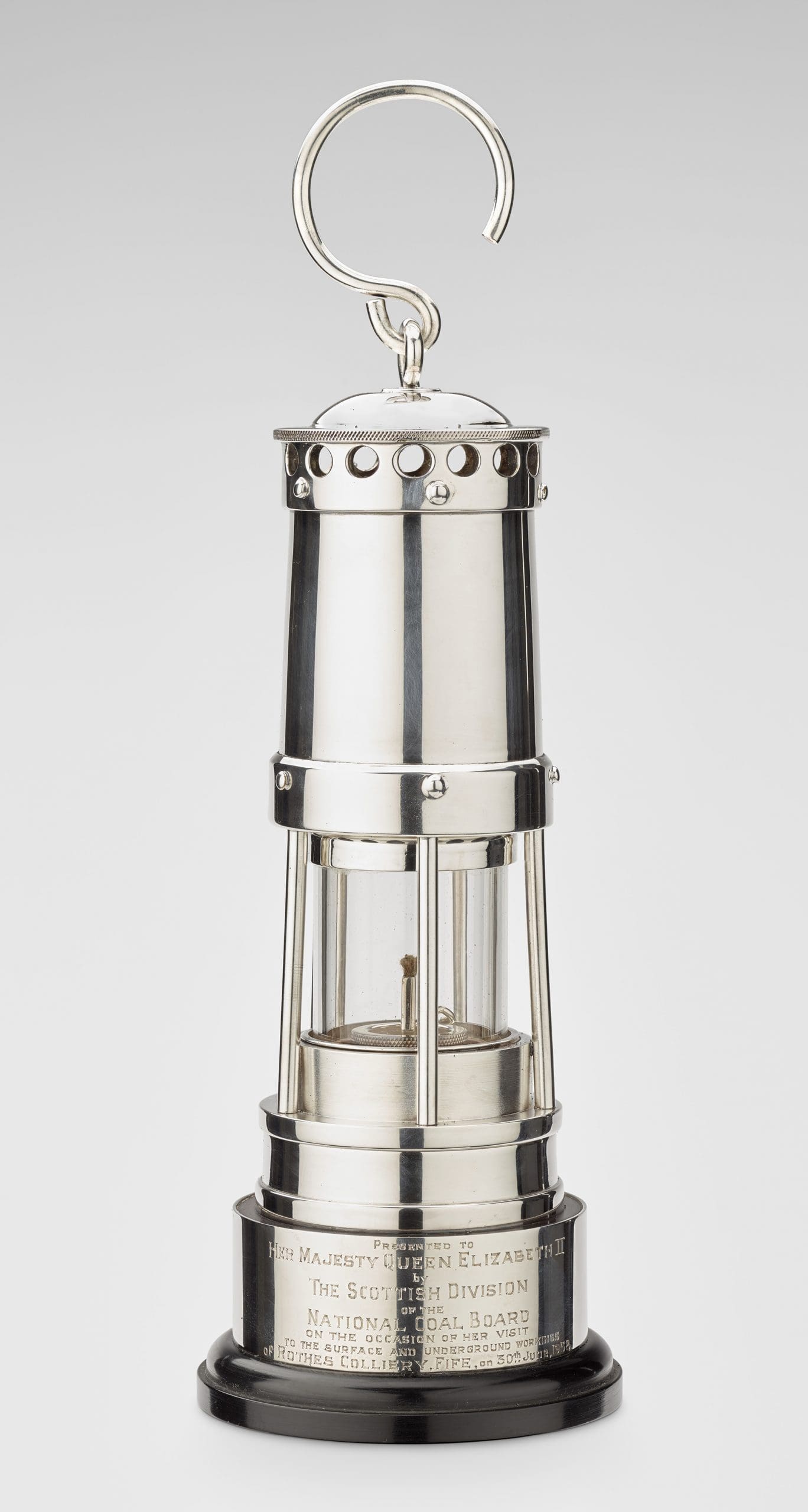 Master: Silver model Davy lamp - History of Royal Women