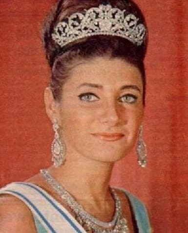 Princess Shahnaz Pahlavi - Daughter of the last Shah - History of Royal ...